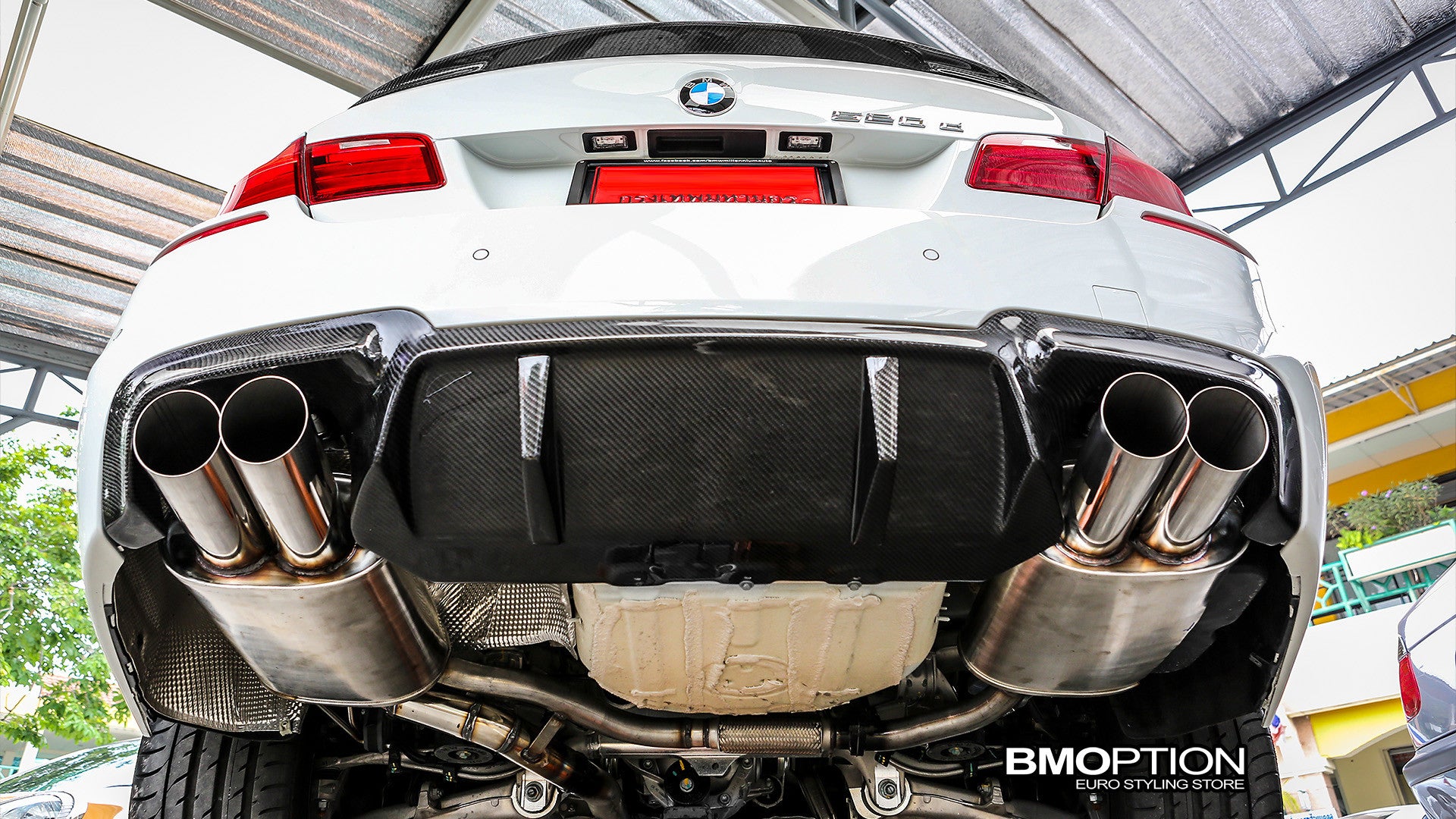 Diffuser กันชนหลัง F10 M CHALLENGE Rear Diffuser (Carbon Fiber ...